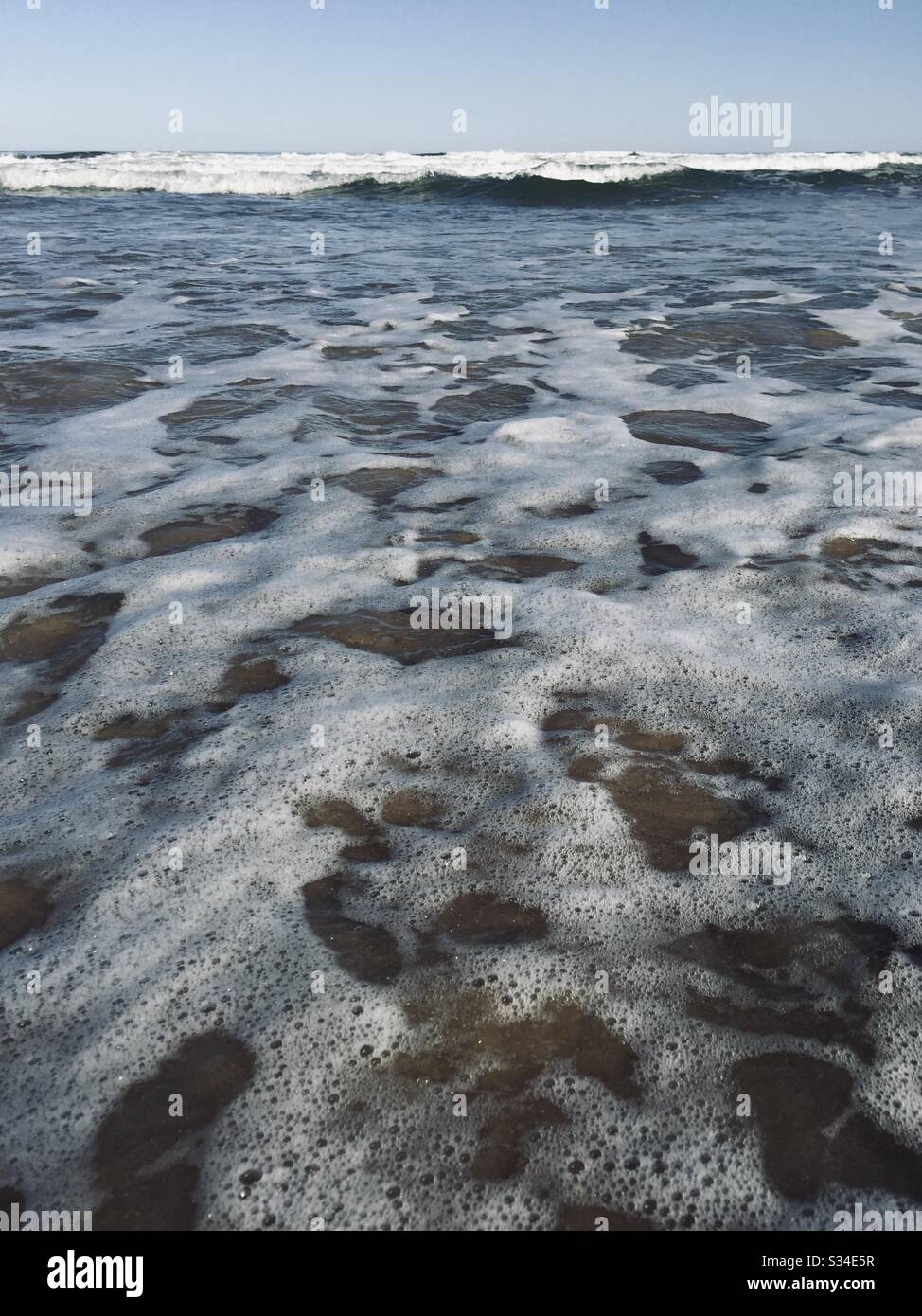 Textures, copy space, background blue sky, Pacific Ocean, waves, water ...