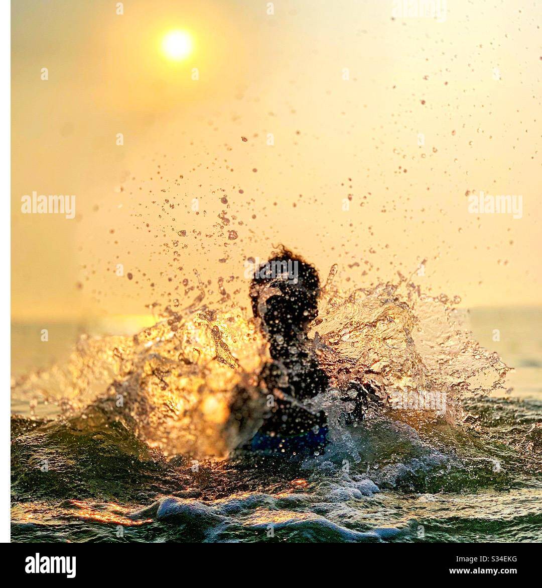 Summer splash hi-res stock photography and images - Alamy