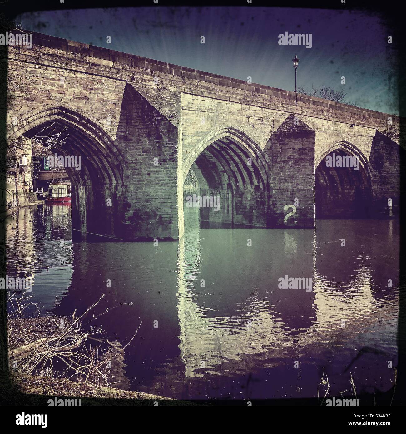 Architecture of Durham City, North East England. Scenic view of Elvet ...