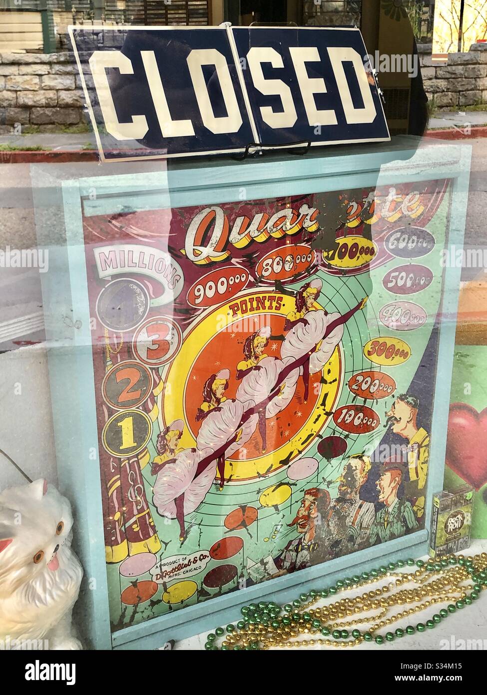 Vintage arcade sign hi-res stock photography and images - Alamy