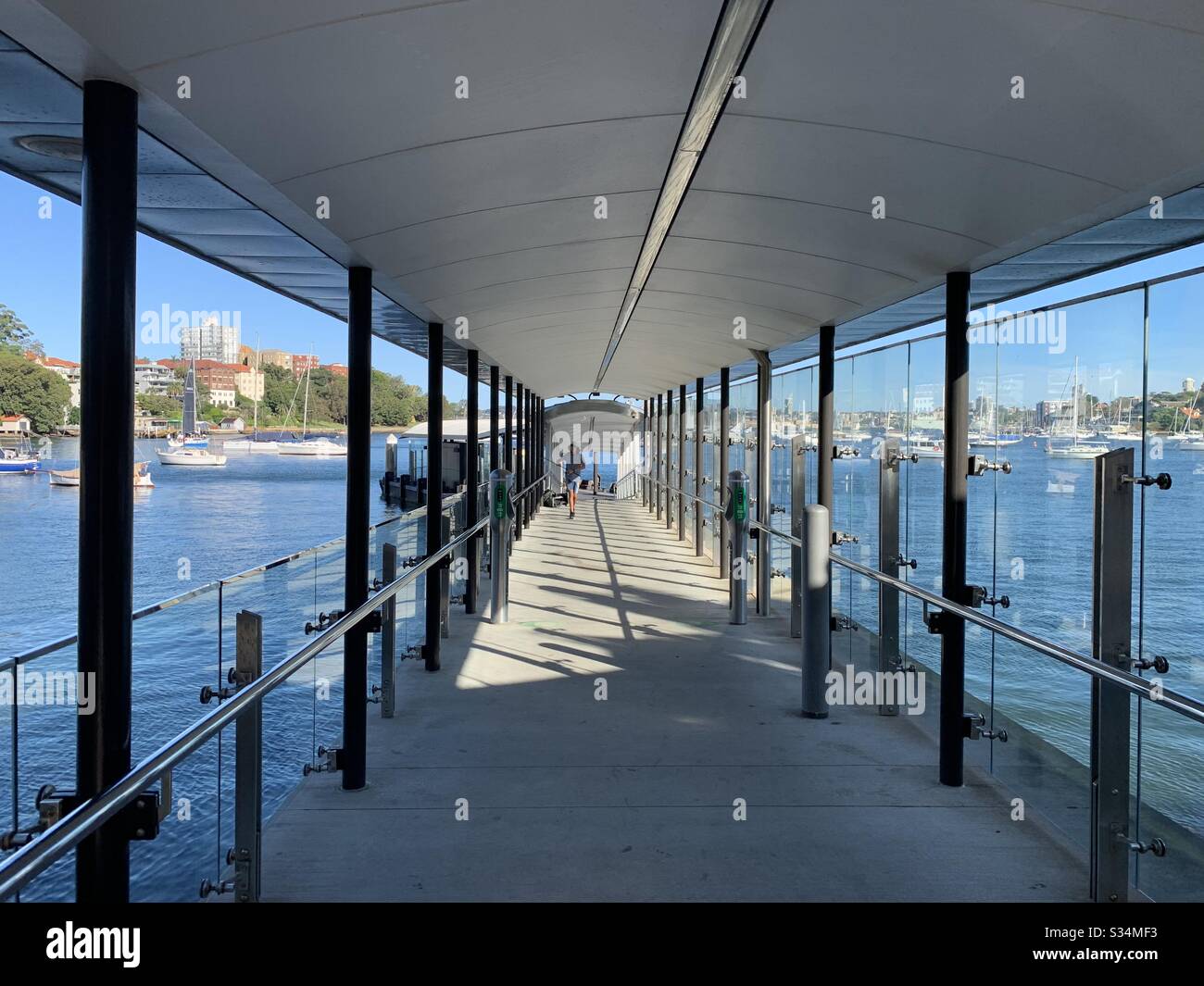 Neutral bay hi-res stock photography and images - Alamy