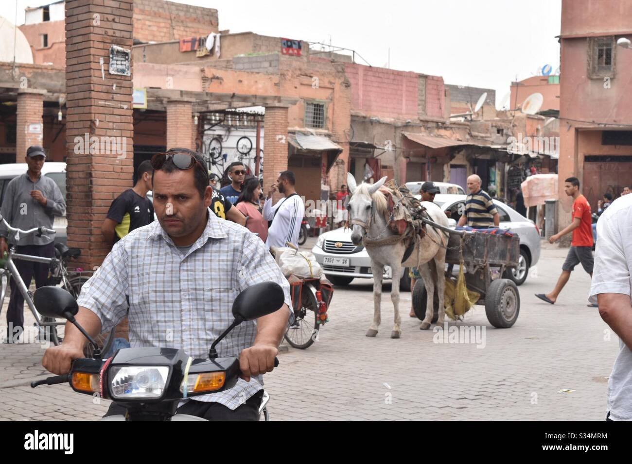 Marrakesh people hi-res stock photography and images - Alamy