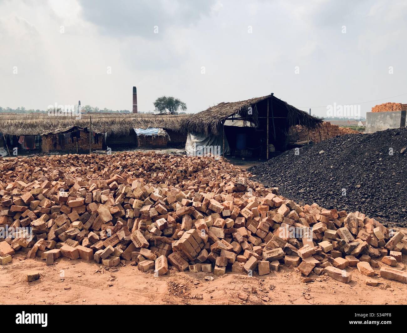 Coal shed hi-res stock photography and images - Alamy