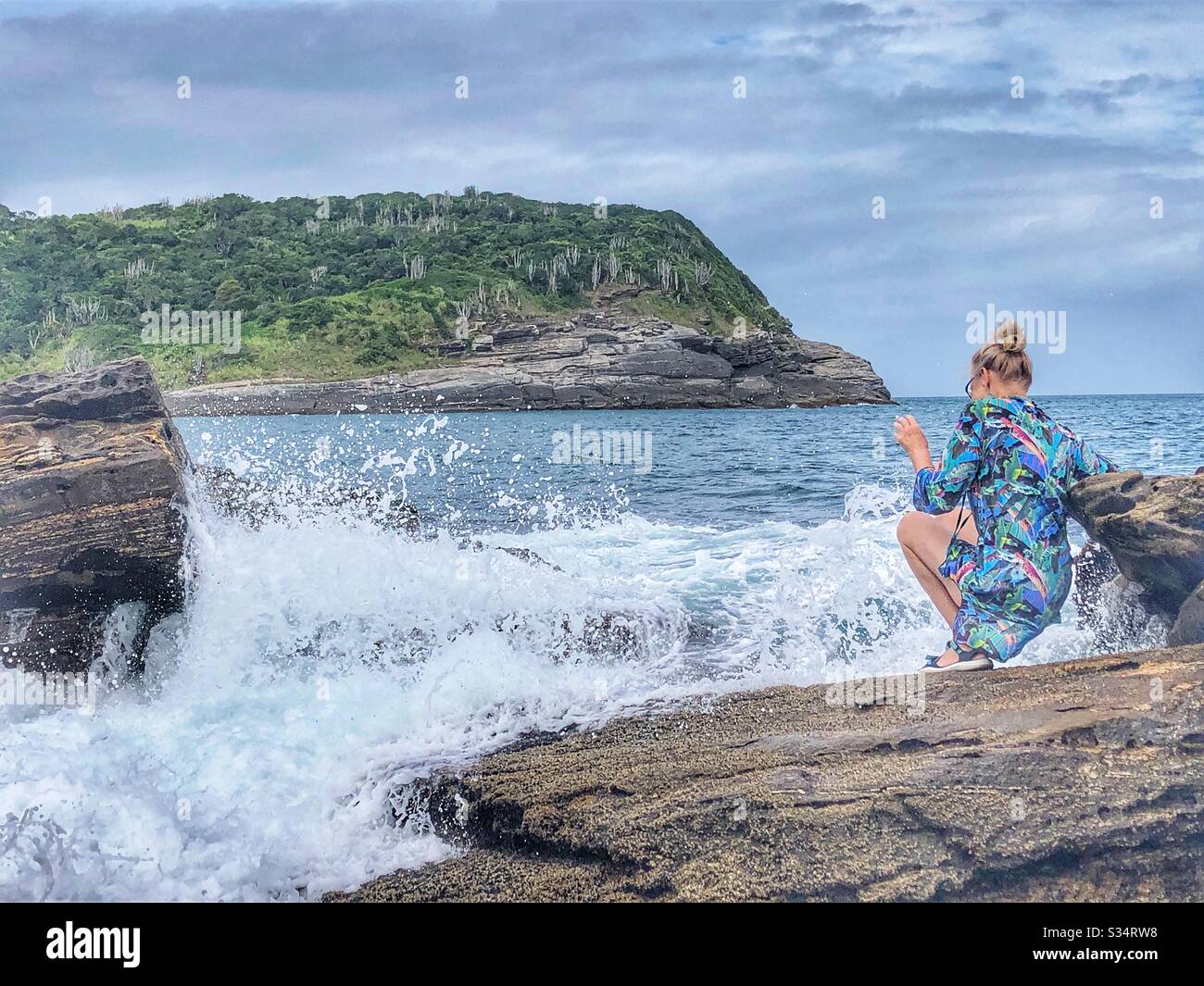 Splashed woman hi-res stock photography and images - Alamy
