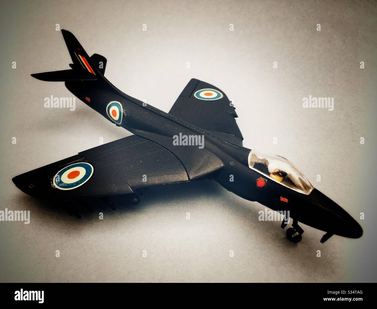 Airfix Hawker Hunter 1/72 scale model aircraft Stock Photo - Alamy