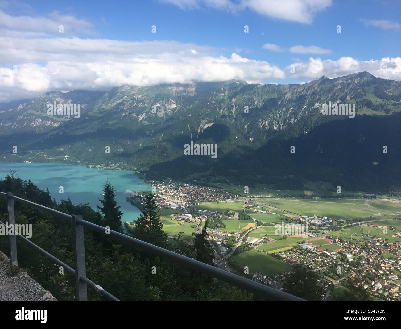 Interlaken mountains hi-res stock photography and images - Alamy