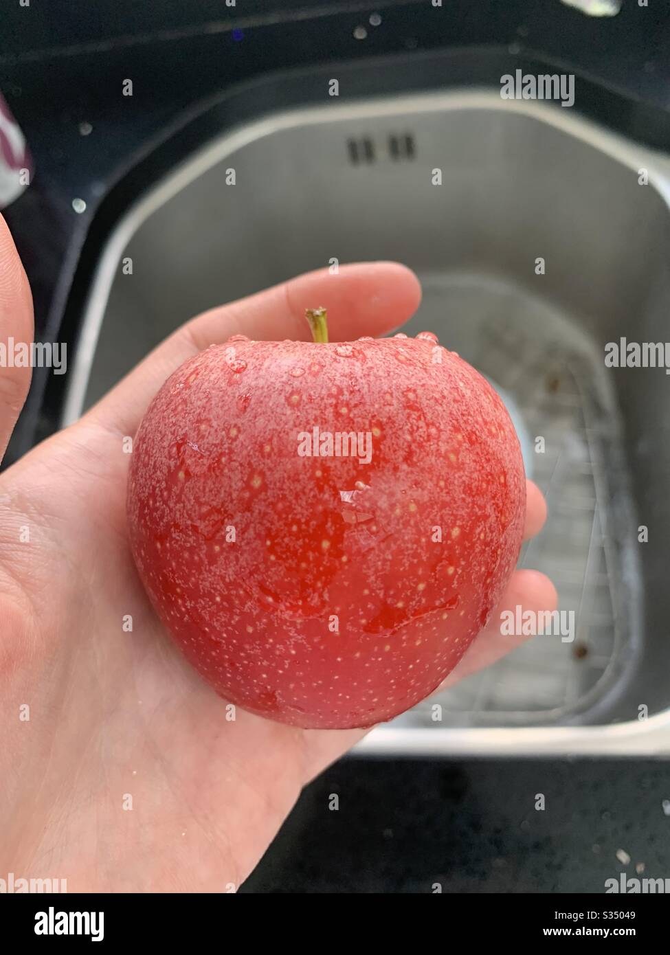 Perfect Apple High Resolution Stock Photography and Images - Alamy
