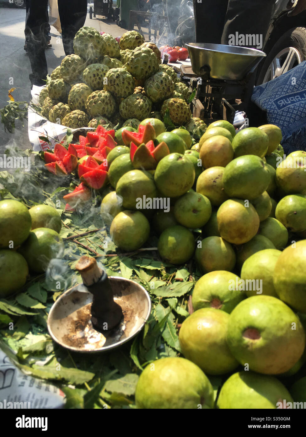 Fruits india hi-res stock photography and images - Alamy