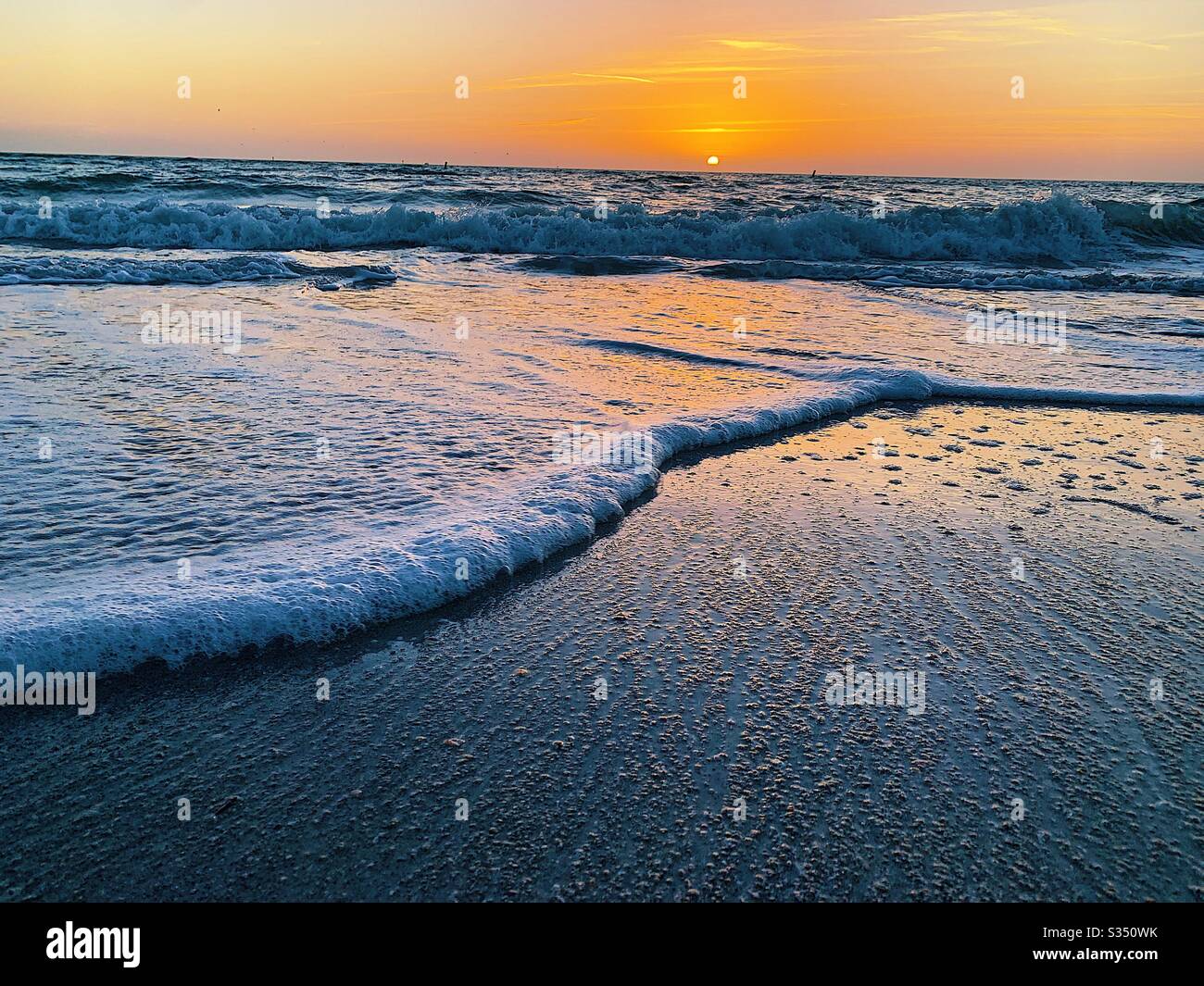 Intolerable Pictures Presents Stock Photo - Alamy