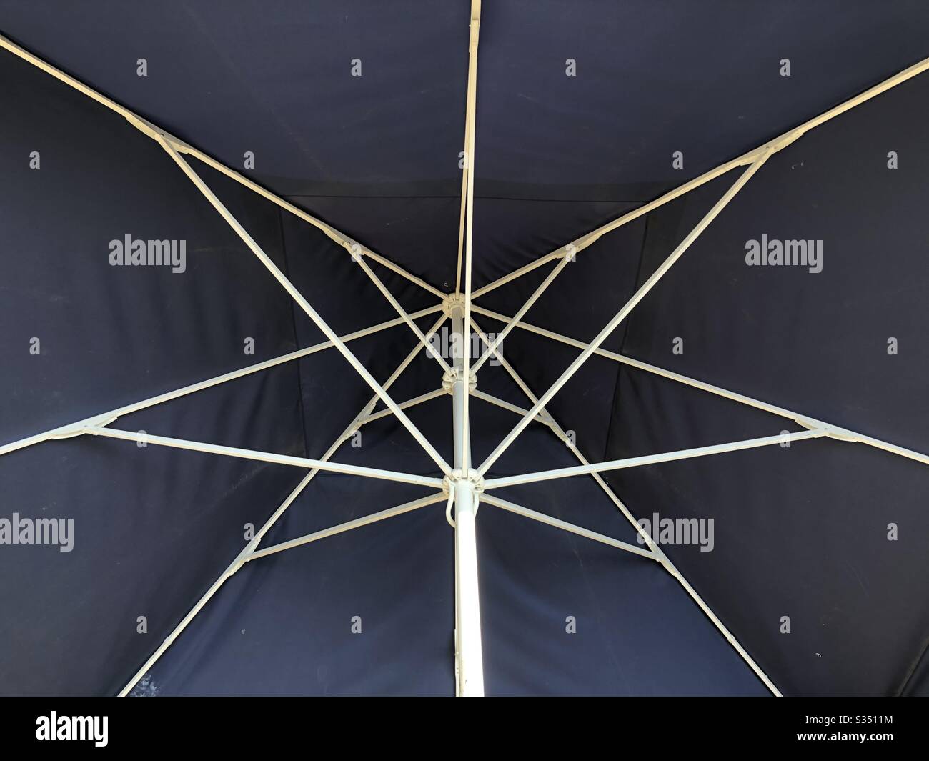Umbrella construction hi-res stock photography and images - Alamy