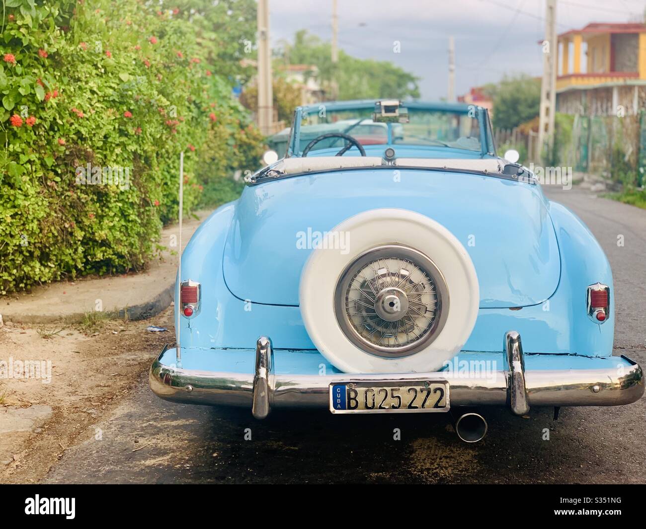 Cuban vehicle hi-res stock photography and images - Alamy