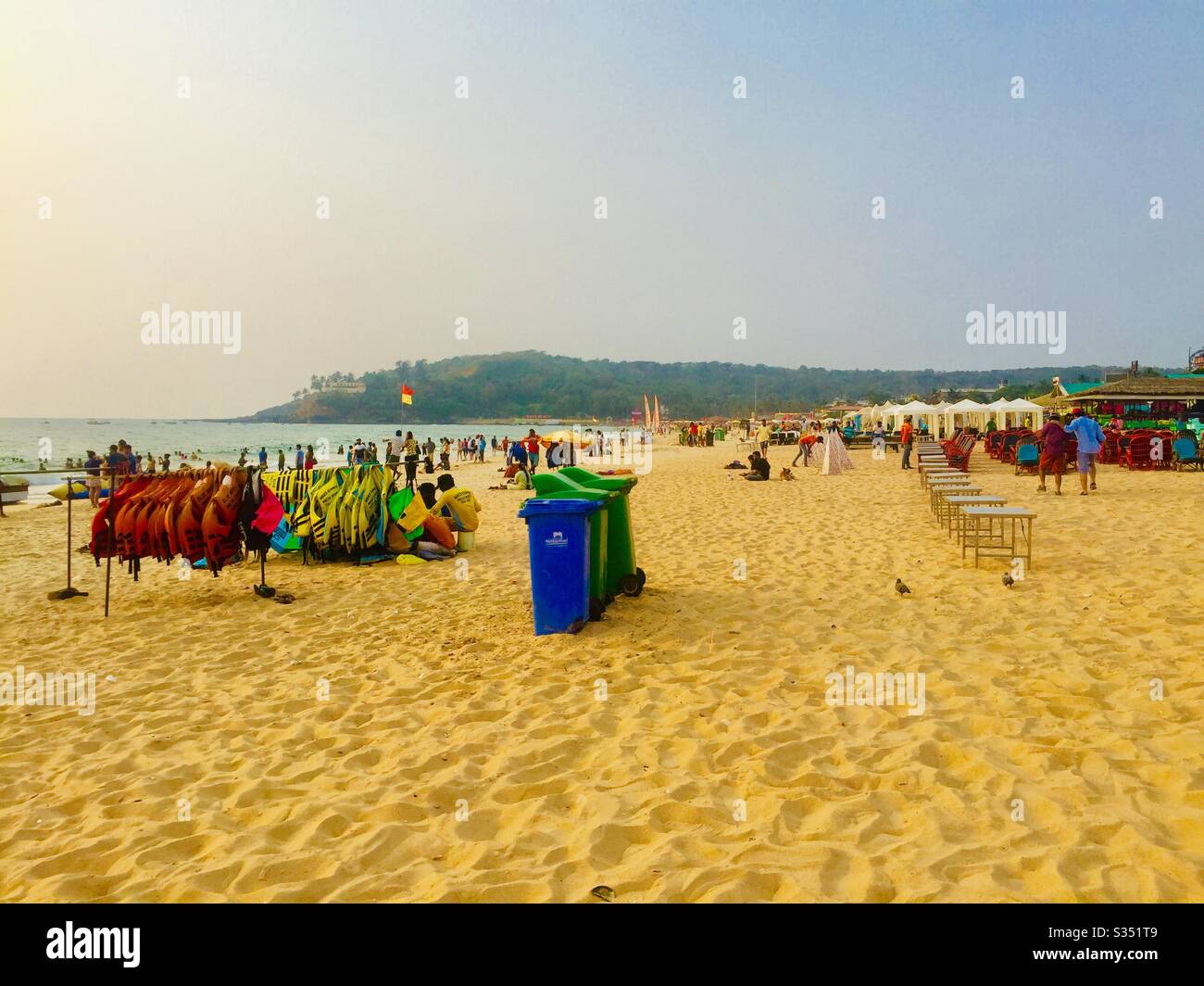 Cleanest sea hi-res stock photography and images - Alamy