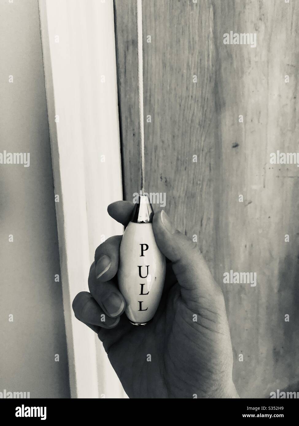 Hand pull hi-res stock photography and images - Alamy
