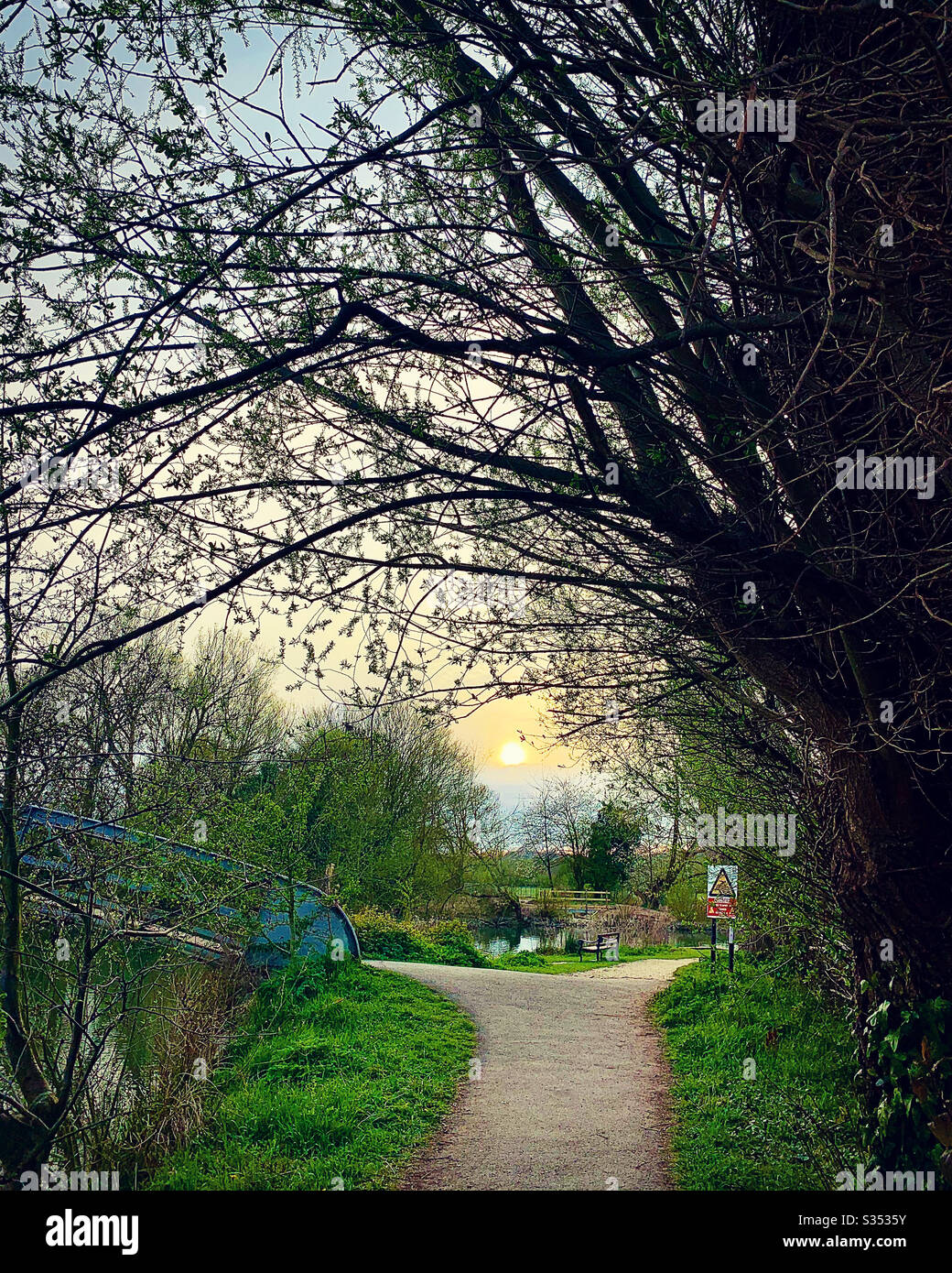Tow path tow path hi-res stock photography and images - Alamy