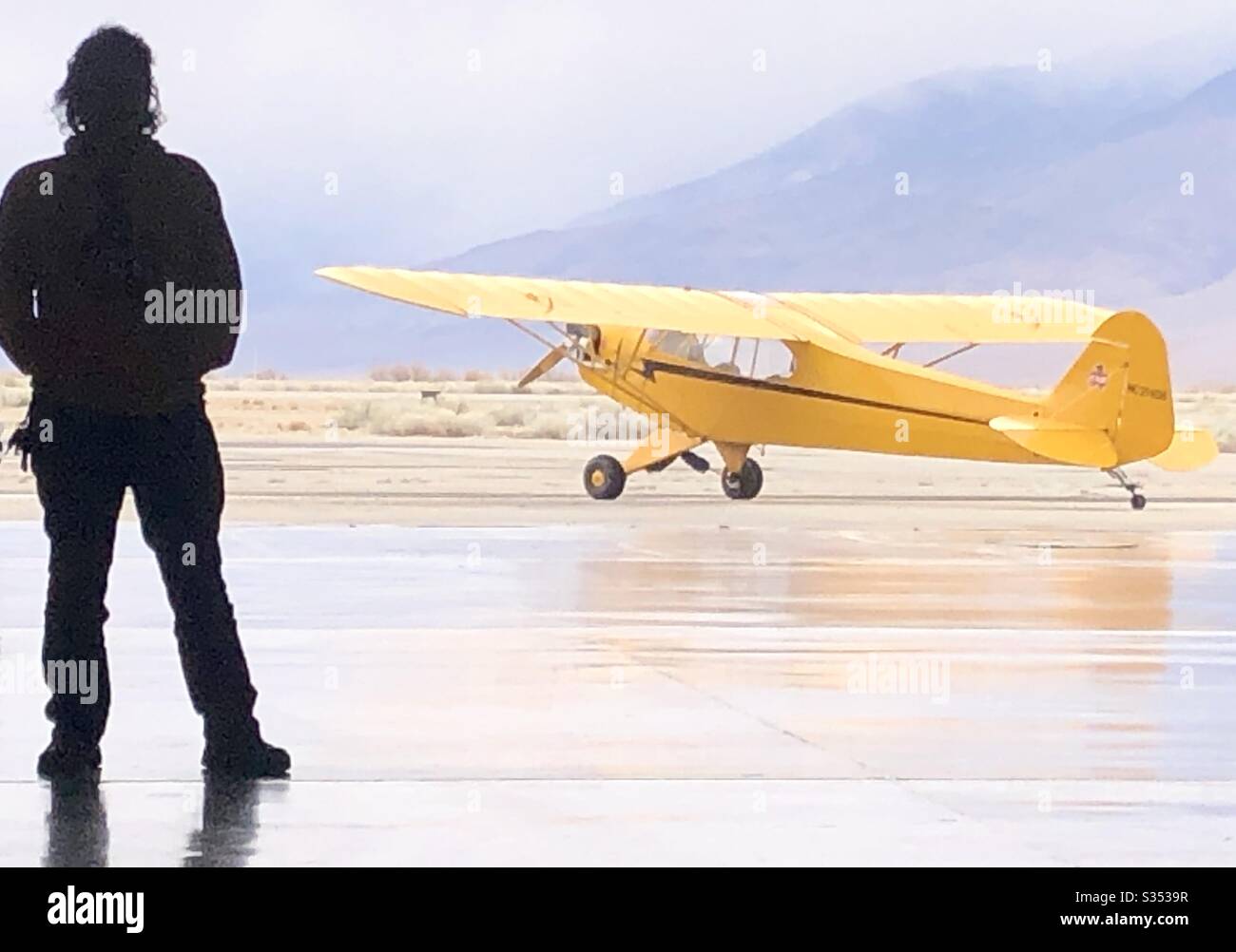 Bishop california airport hi-res stock photography and images - Alamy