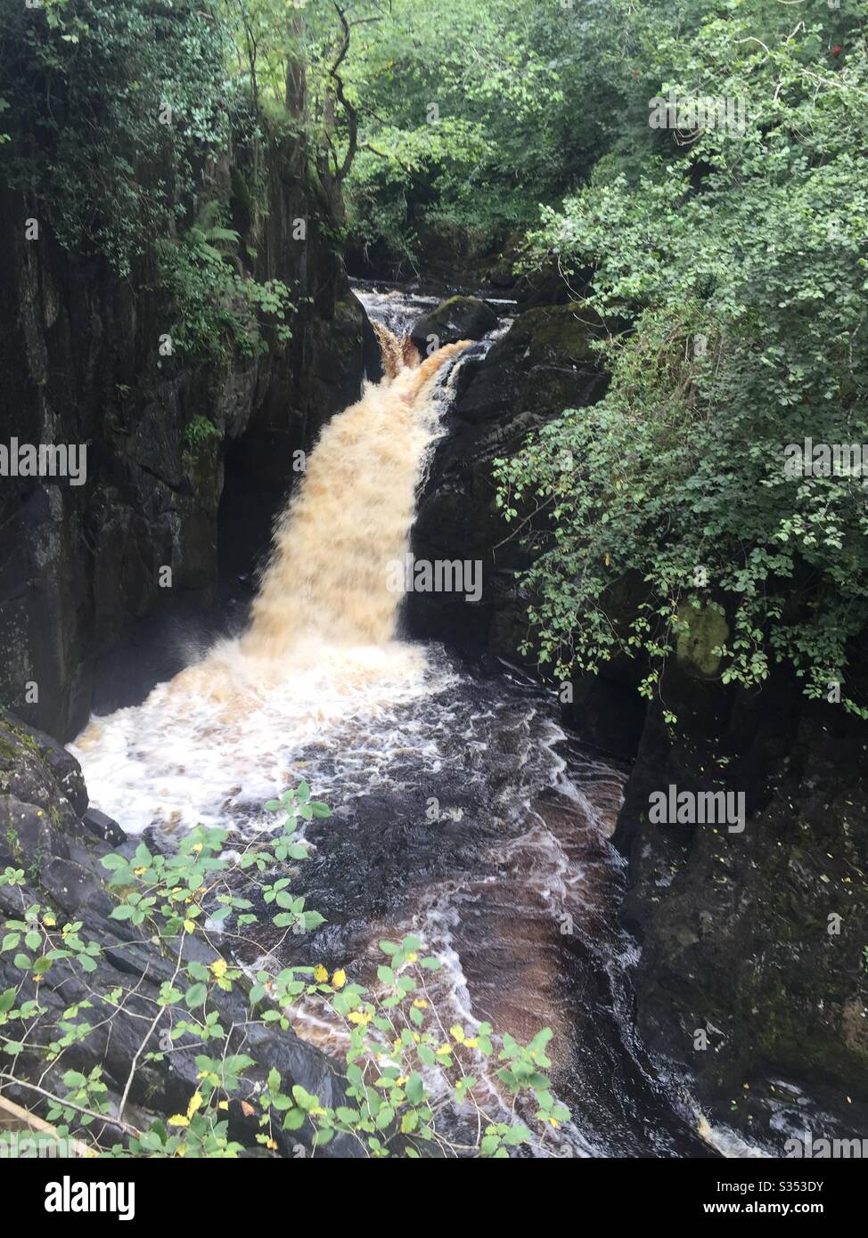 Ingleton waterfall hi-res stock photography and images - Alamy