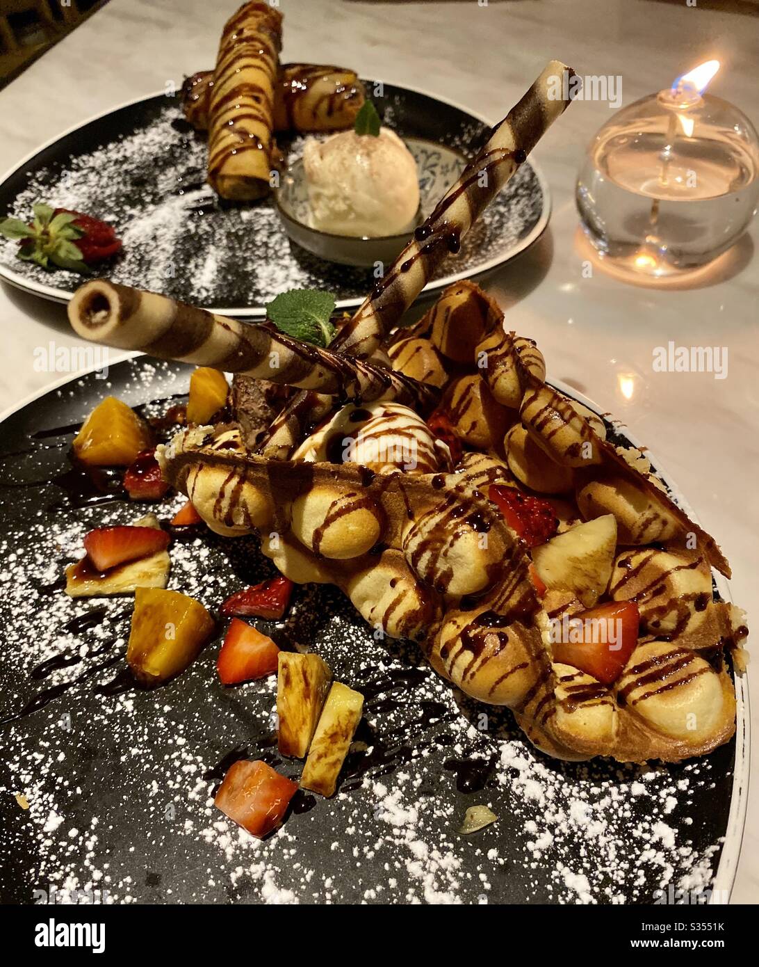 Bubble waffle hi-res stock photography and images - Alamy