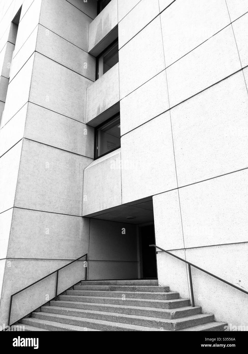 Edmonton Law Courts brutalist architecture Stock Photo - Alamy