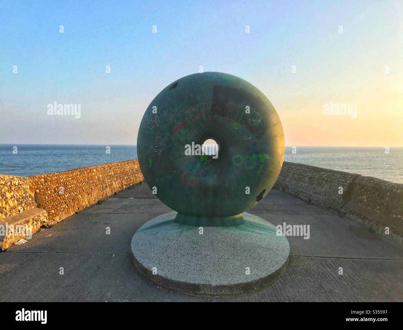 The Doughnut Sculpture, Brighton Stock Photo - Alamy
