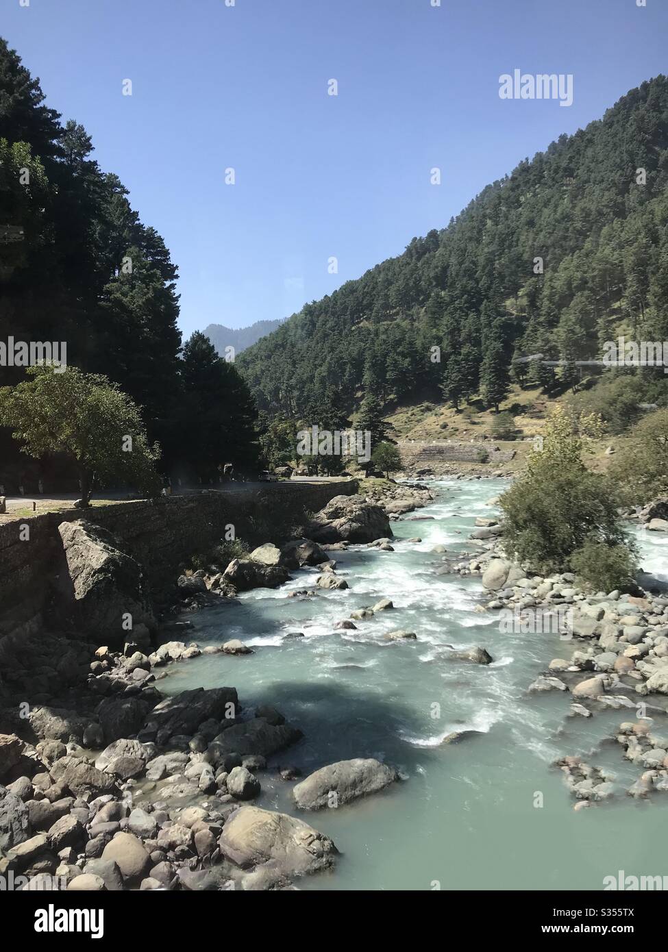 Pahalgam river hi-res stock photography and images - Alamy