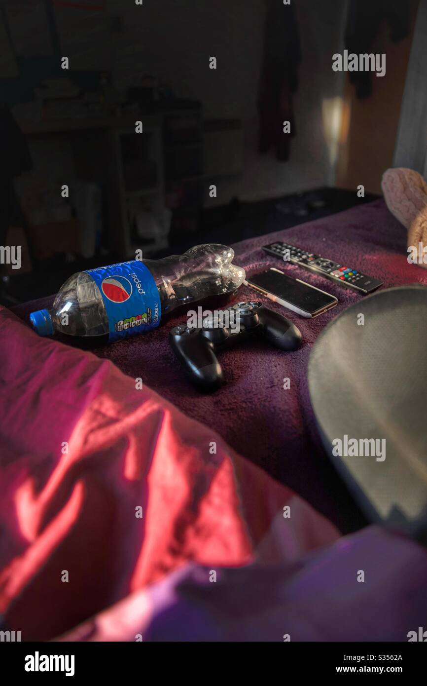 Self isolation isolating hi-res stock photography and images - Alamy