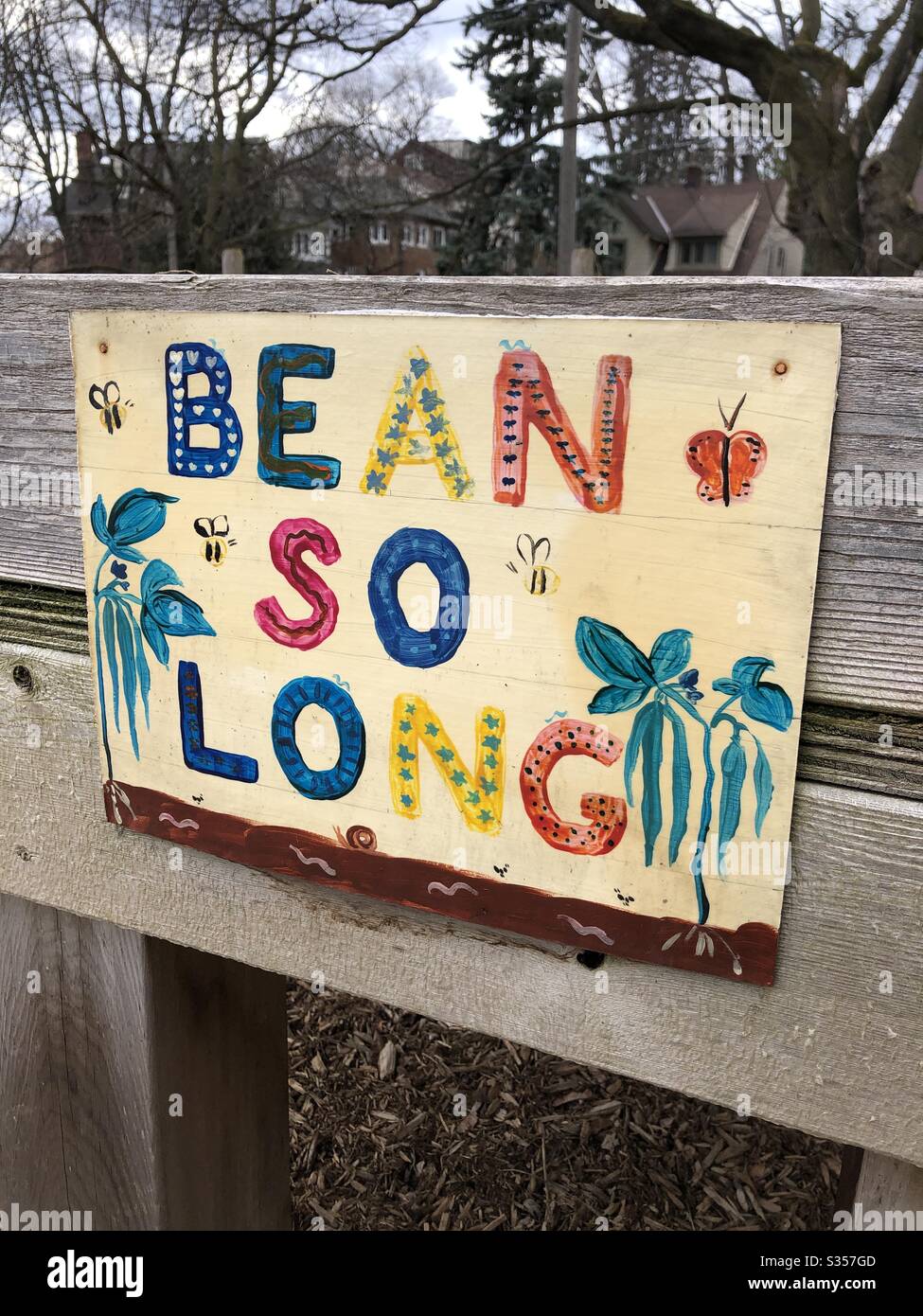 Outdoor neighbourhood garden Stock Photo - Alamy