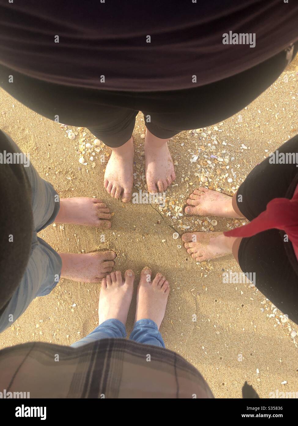 All four feet hi-res stock photography and images - Alamy
