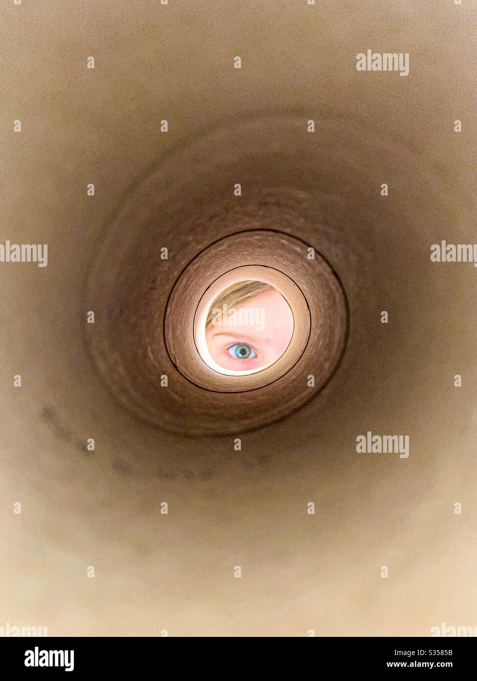 Eye tube hi-res stock photography and images - Alamy
