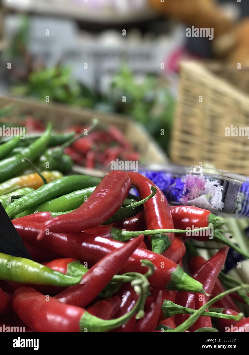 Chilli display hi-res stock photography and images - Alamy