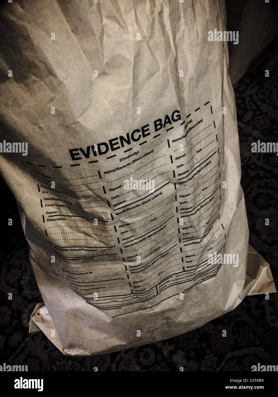 Police evidence bag hi-res stock photography and images - Alamy