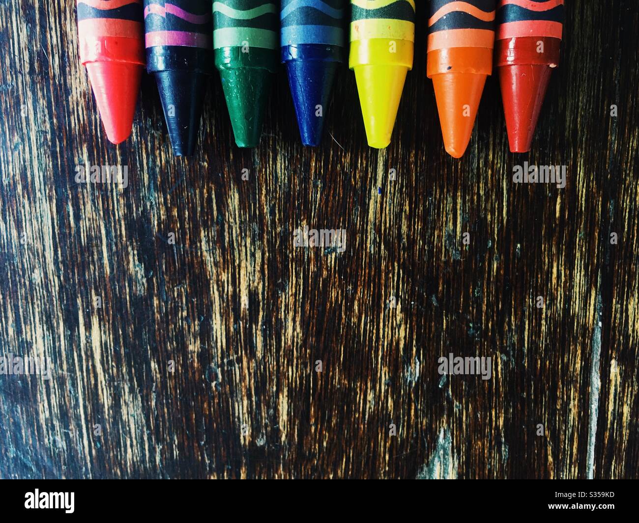 Crayon colors hi-res stock photography and images - Alamy