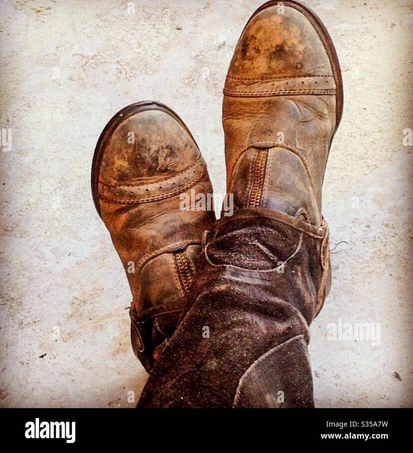 Muddy horse riding boots hi-res stock photography and images - Alamy