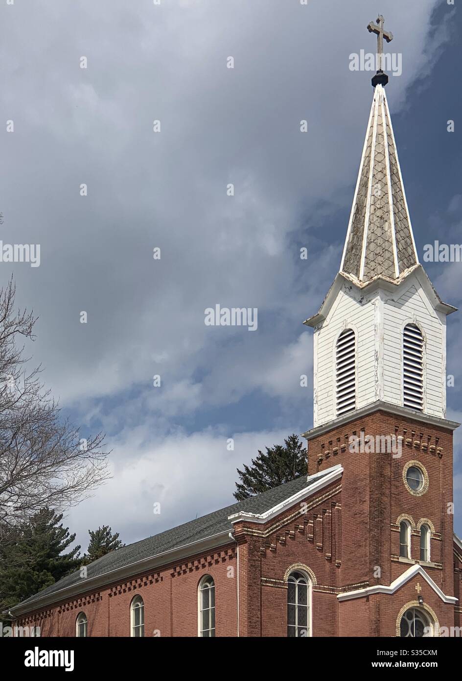 Brick church steeple hi-res stock photography and images - Alamy