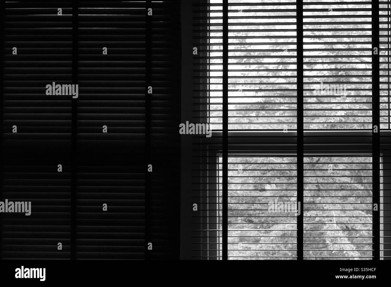 Black out blinds hi-res stock photography and images - Alamy