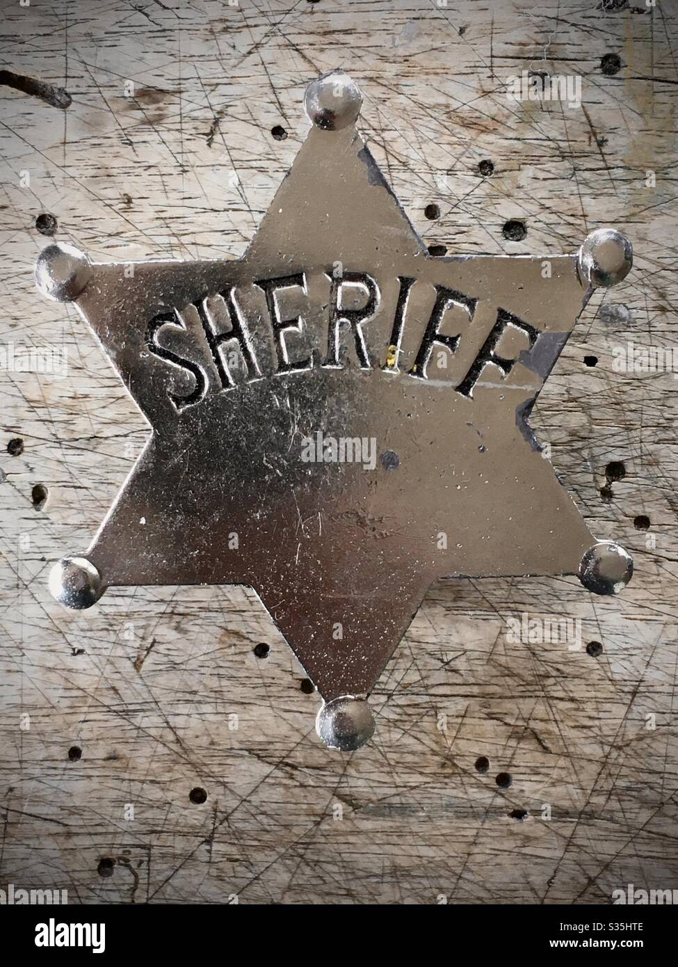 Sheriff badge star hi-res stock photography and images - Alamy