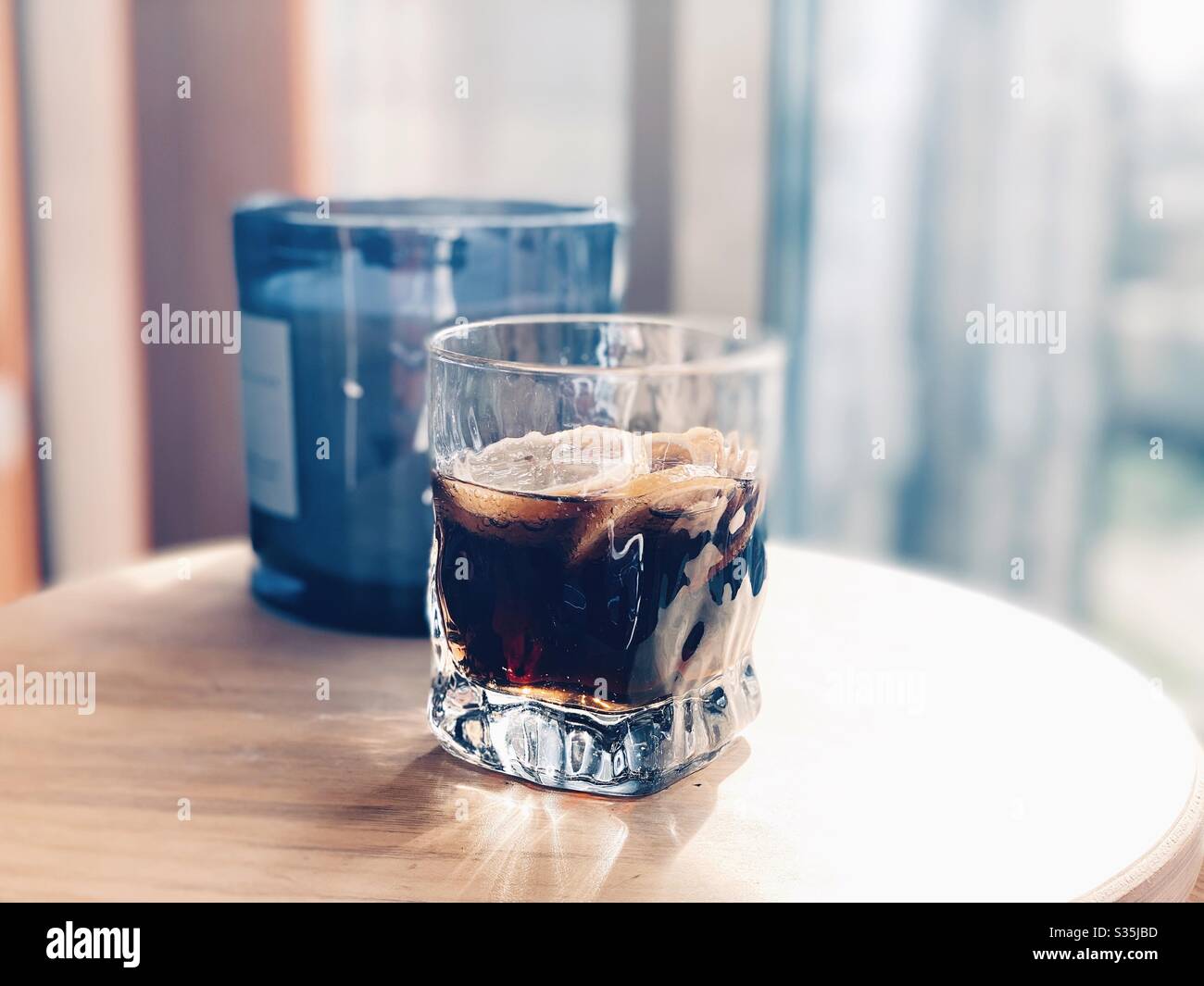 Coca cola drink lemon hi-res stock photography and images - Alamy