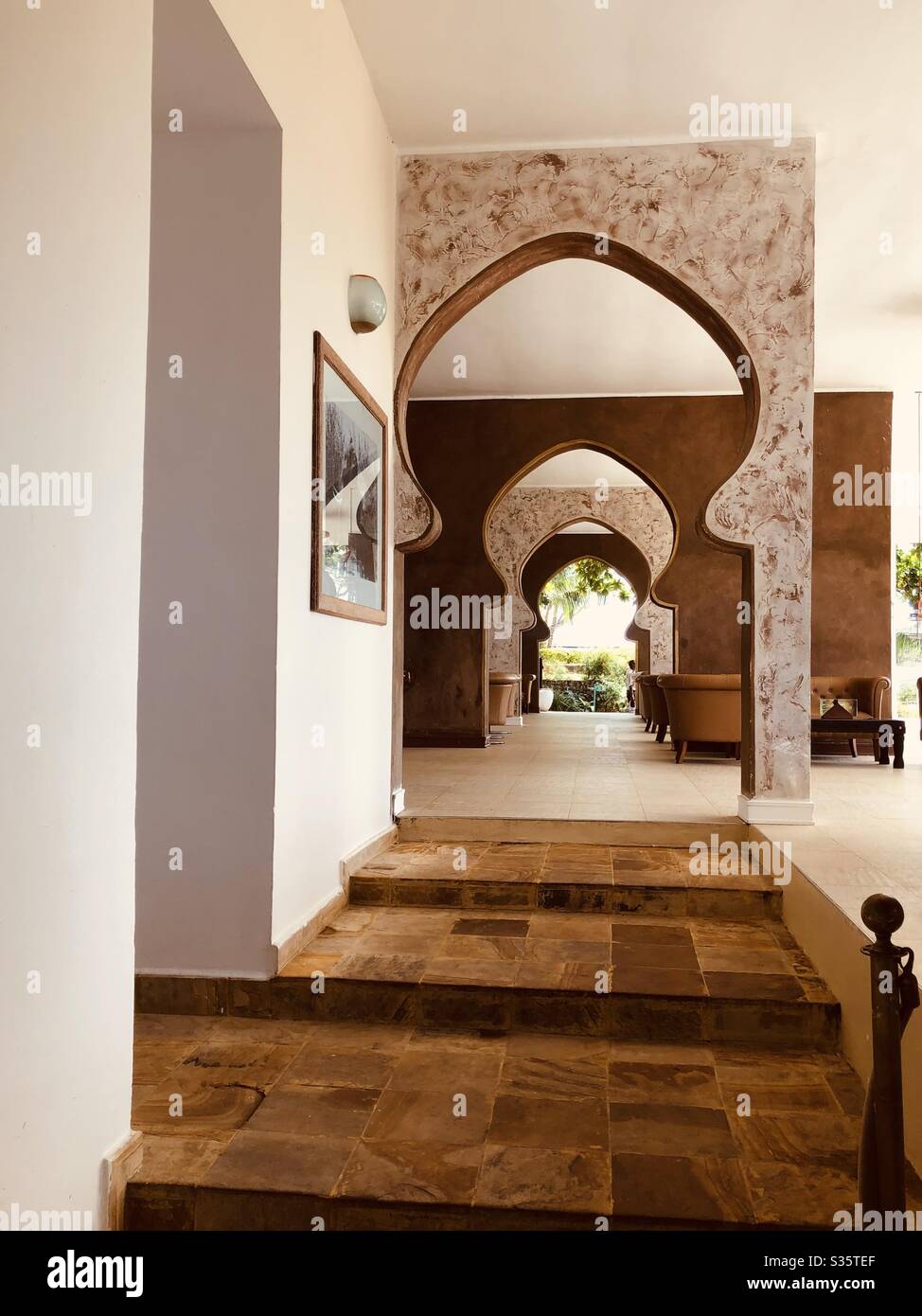 Arabian Arch High Resolution Stock Photography and Images - Alamy