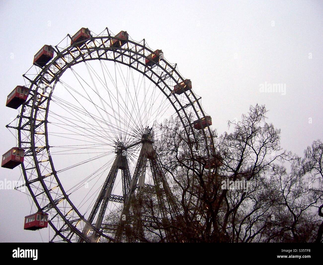 Giant ferris wheel vien hi-res stock photography and images - Alamy