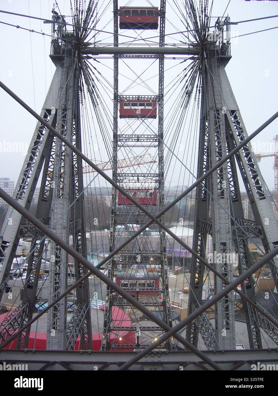 Giant ferris wheel vien hi-res stock photography and images - Alamy