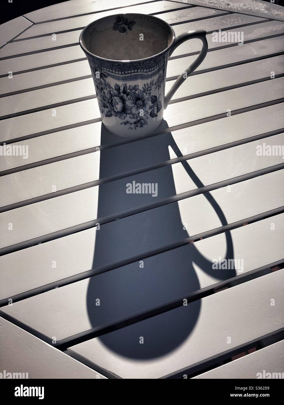 Mug morning sun hi-res stock photography and images - Alamy