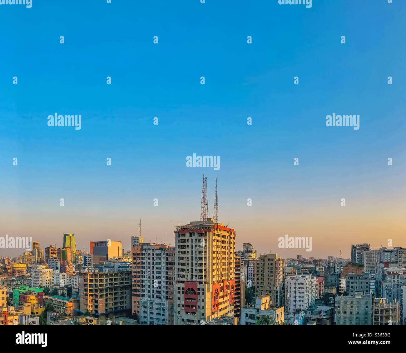 Dhaka skyline hi-res stock photography and images - Alamy