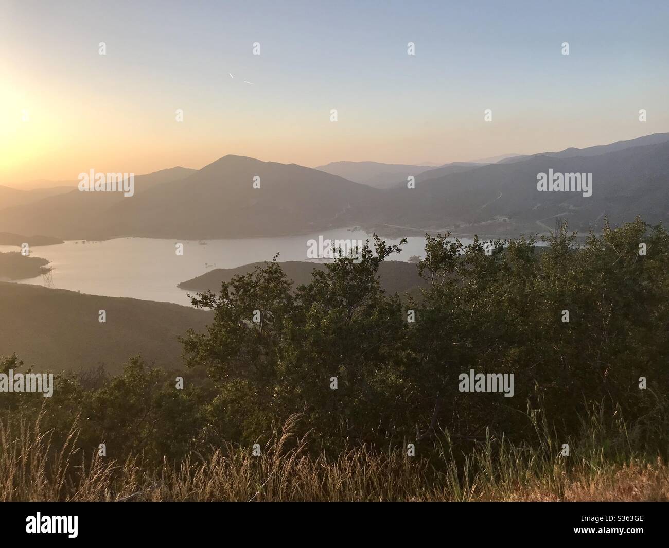 Overlooking lake sunset hi-res stock photography and images - Alamy