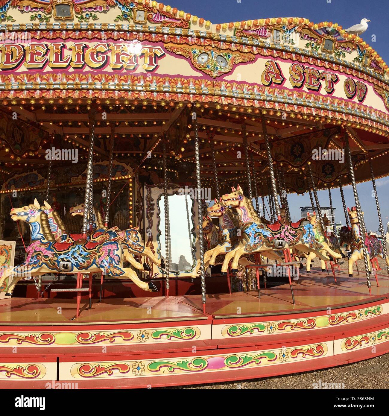 Going round in circles hi-res stock photography and images - Alamy