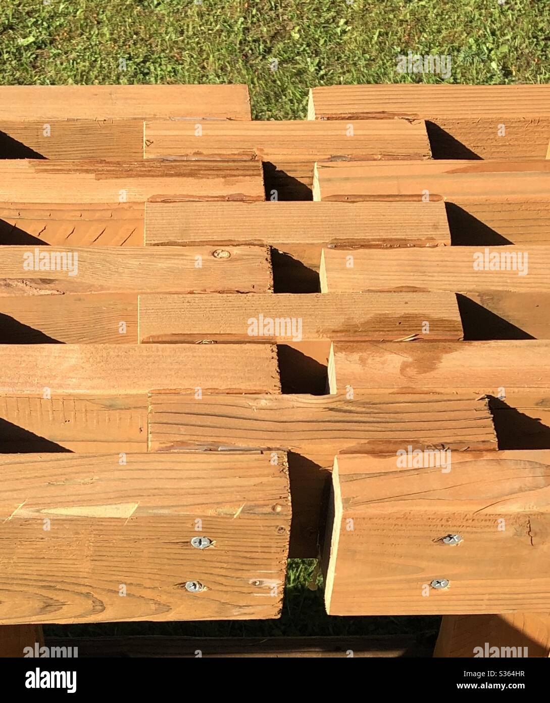 Bench connection hi-res stock photography and images - Alamy