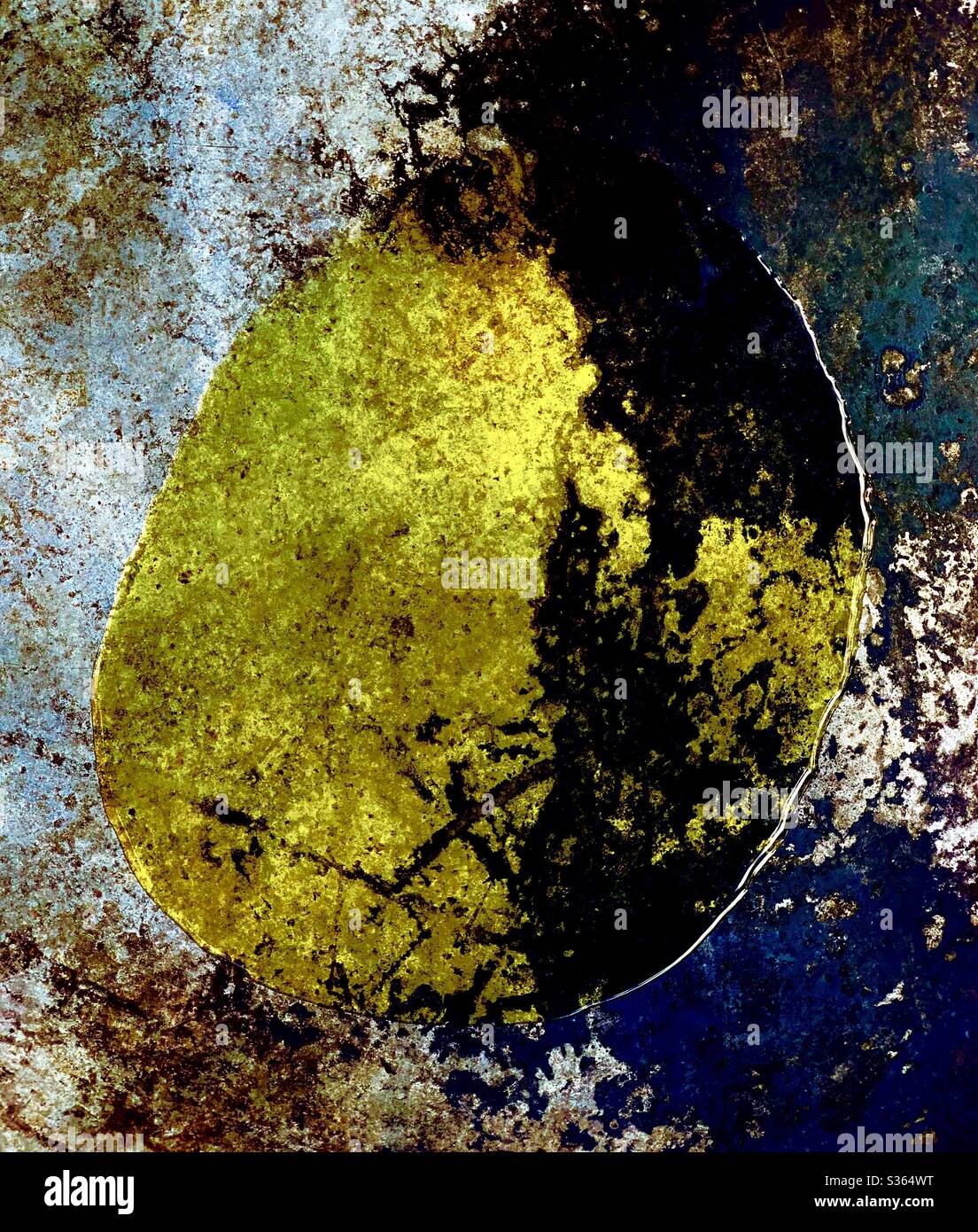 Oil on rusted pan Stock Photo - Alamy