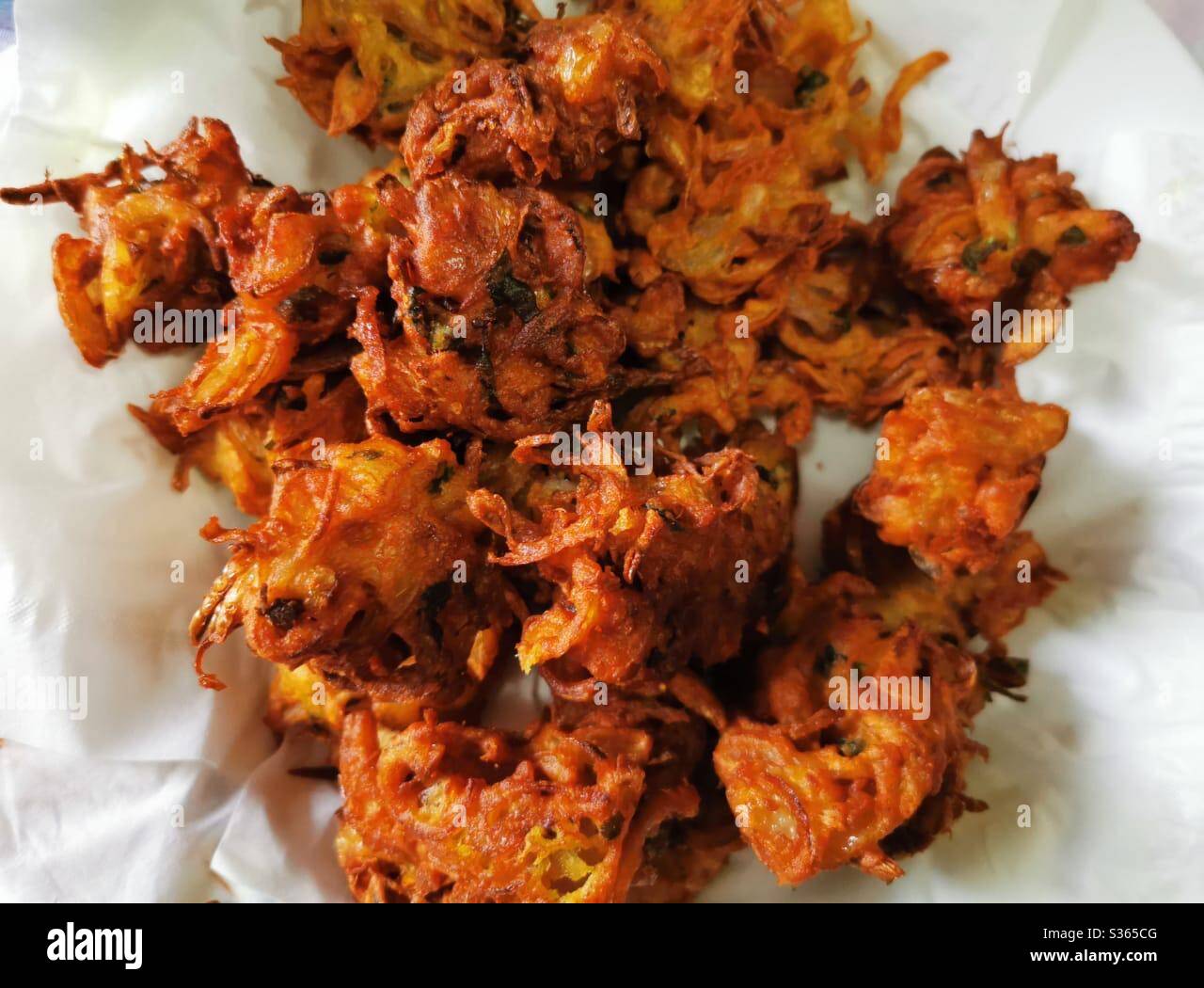 Kanda bhaji hi-res stock photography and images - Alamy
