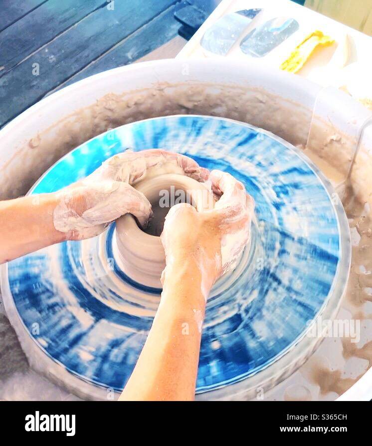 Pottery wheel Stock Photo - Alamy