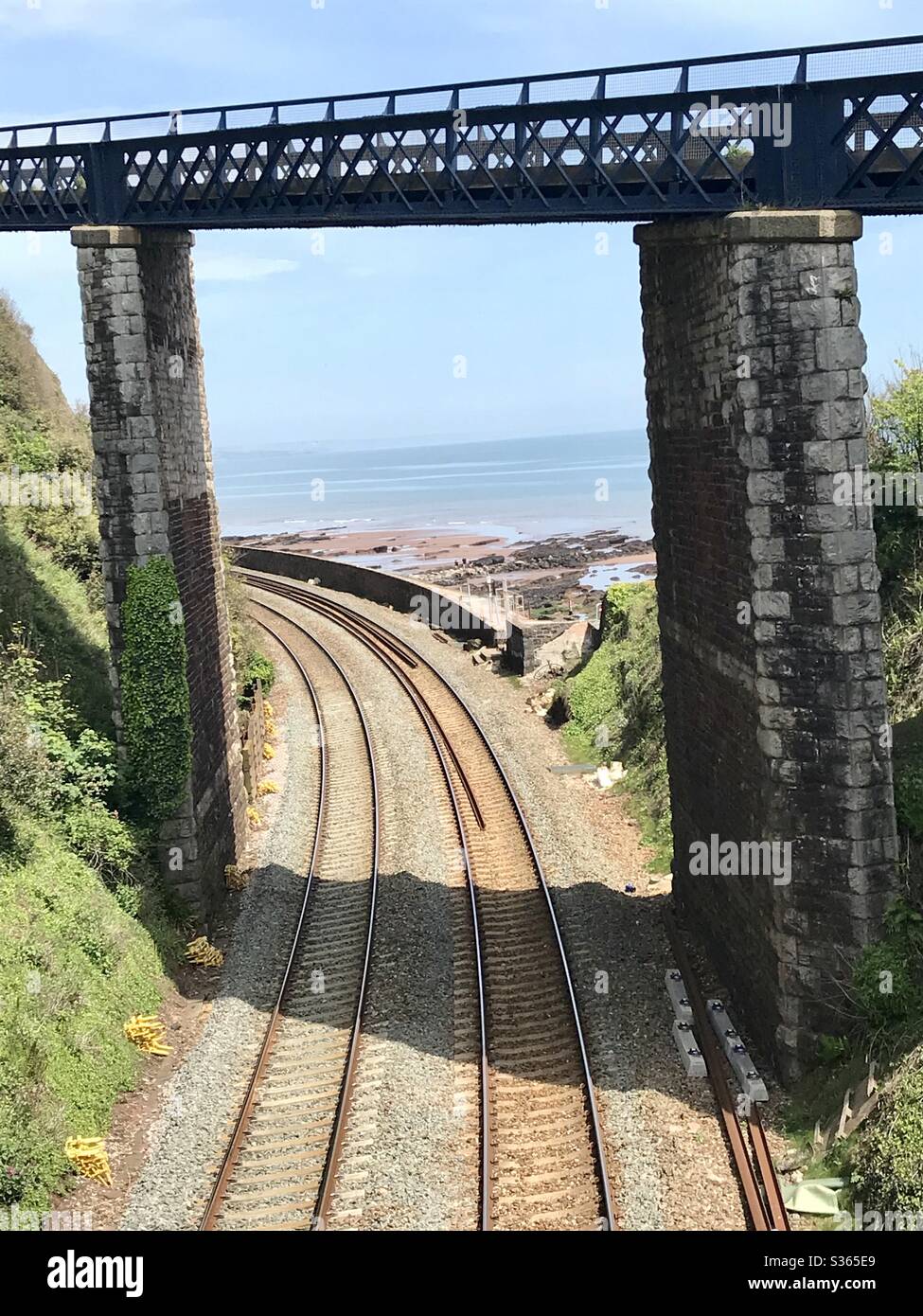 Sea trains hi-res stock photography and images - Alamy