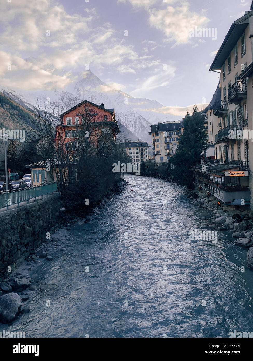 Chamonix village mont blanc hi-res stock photography and images - Alamy