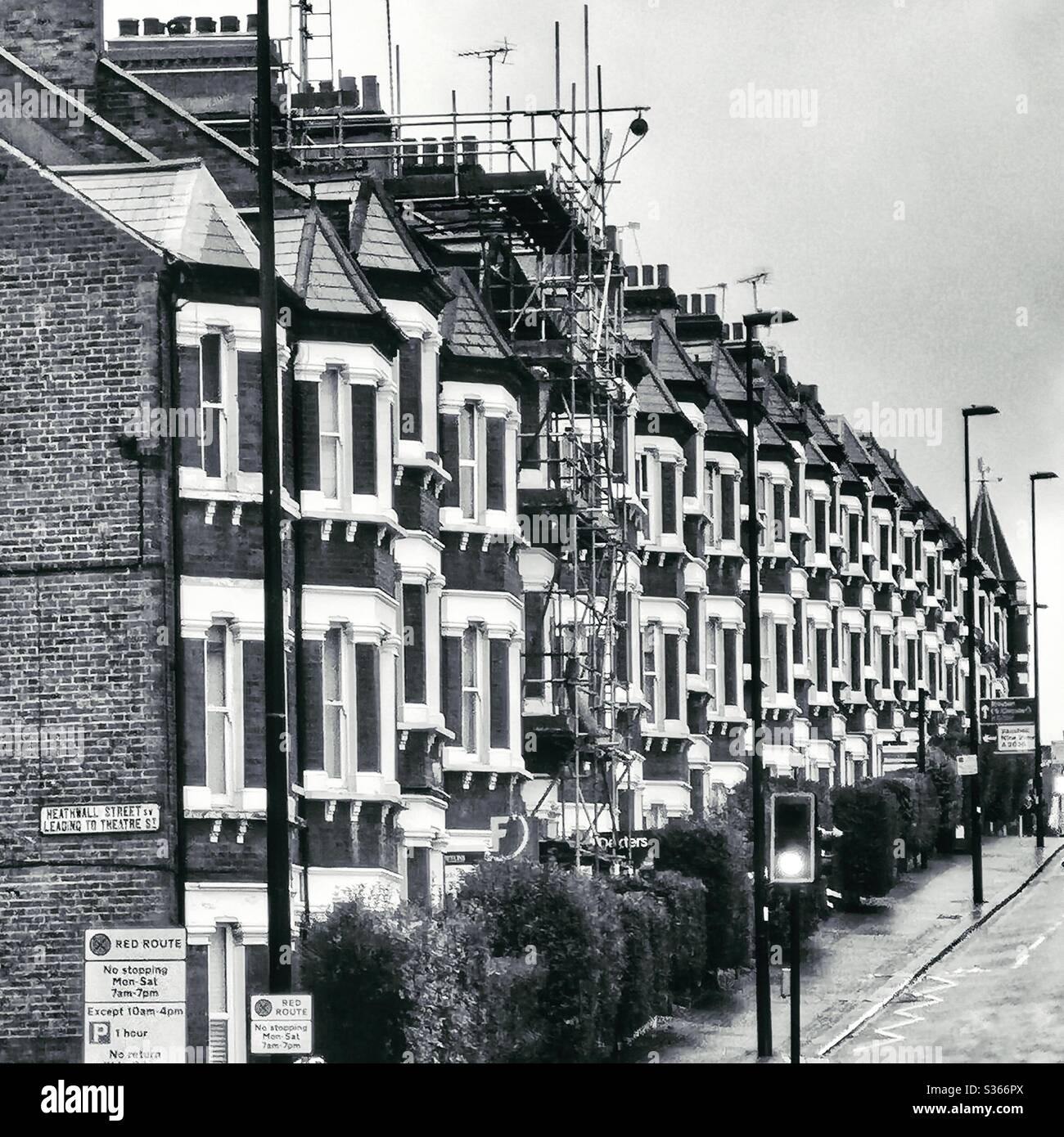 Row of Victorian houses, Clapham, SW London Stock Photo - Alamy
